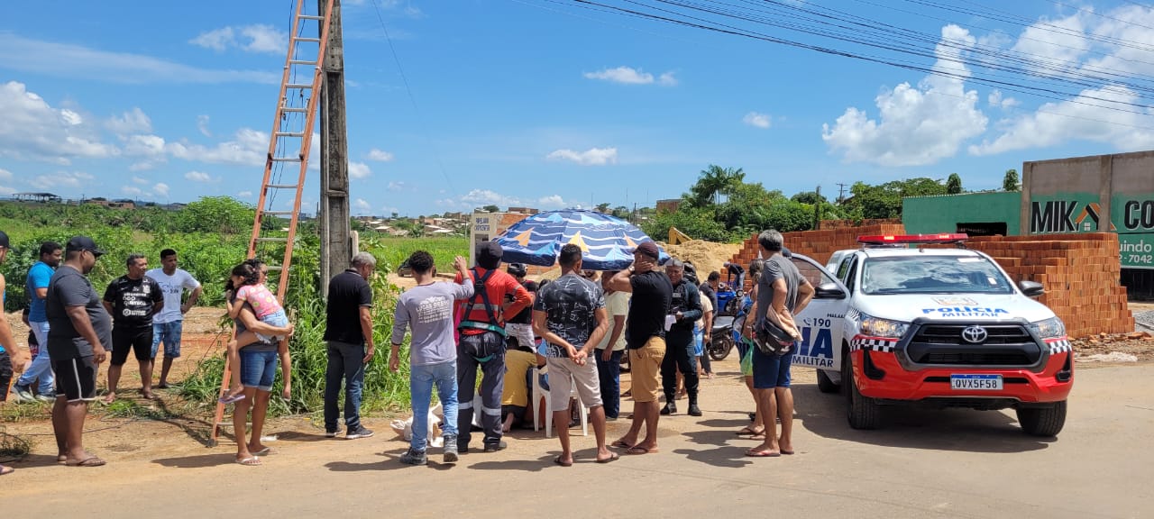 Trabalhador Morre Ao Cair De Poste Durante Manutenção Em Fios De