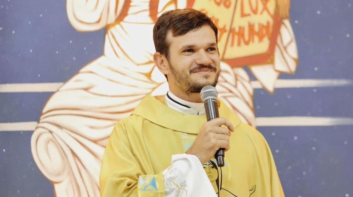 Padre Patrick receberá título de Cidadão Honorário de Parauapebas ...